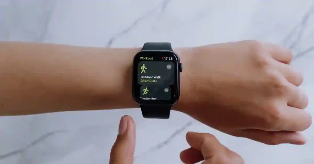 I Wore 100 Watches To Find The 10 Best Smartwatches For Women ...